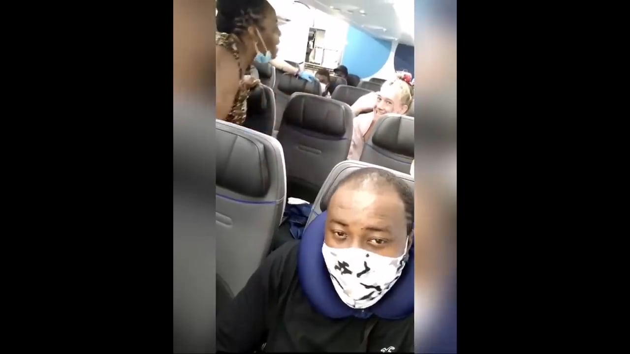 Man Wearing Burger King Crown Yells N-word On JetBlue Flight.mp4 on Vimeo