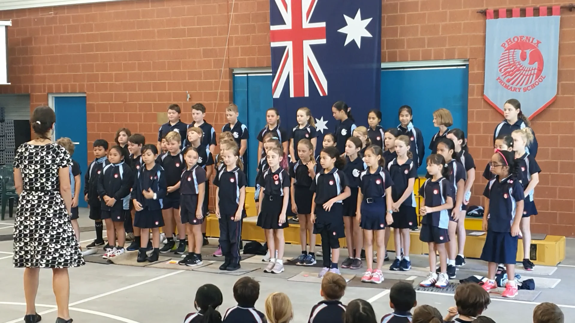 Phoenix Primary School.Choir on Vimeo