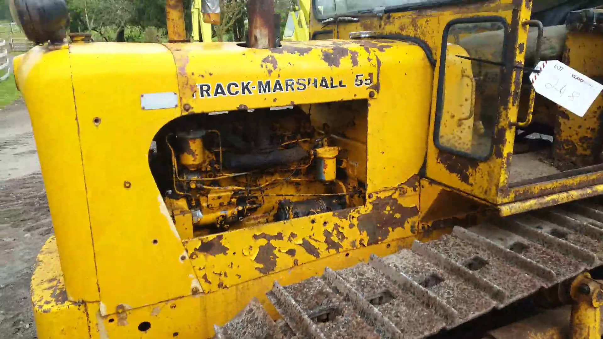 Track Marshall Tracked Tractor - Castle Irvine Collectors Auction on Vimeo