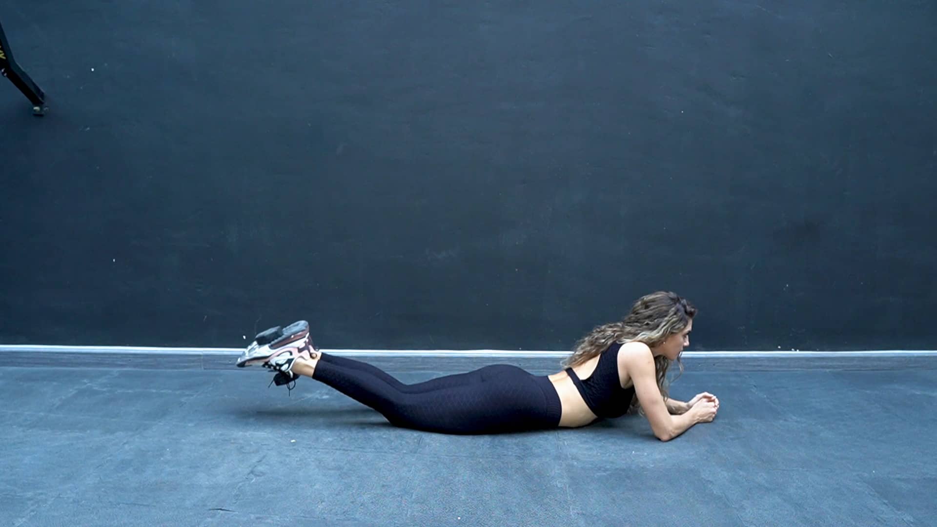 Curl femoral acostado on Vimeo