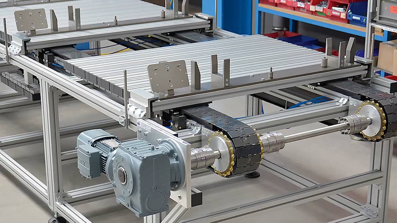 Recirculating Pallet Conveyor SPU 2040 | mk North America on Vimeo