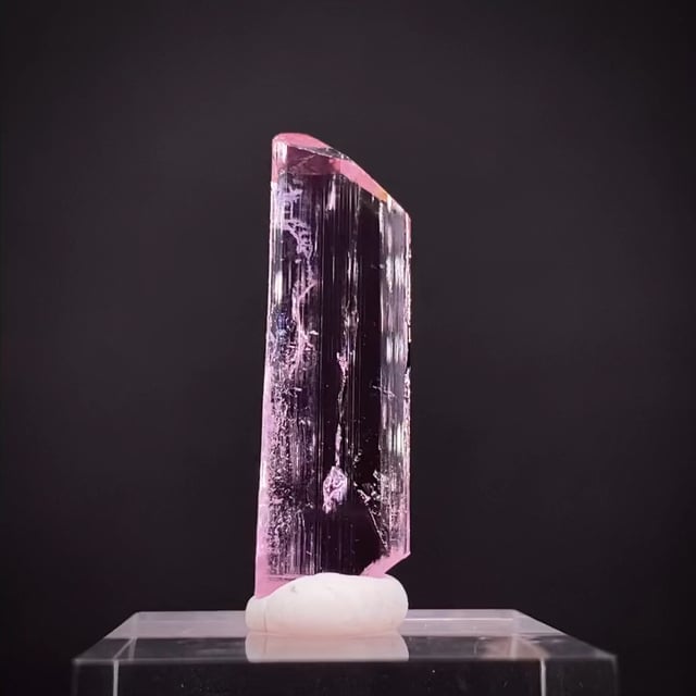 Pink Topaz - V21-1083 - Katlang - Pakistan Mineral Specimen