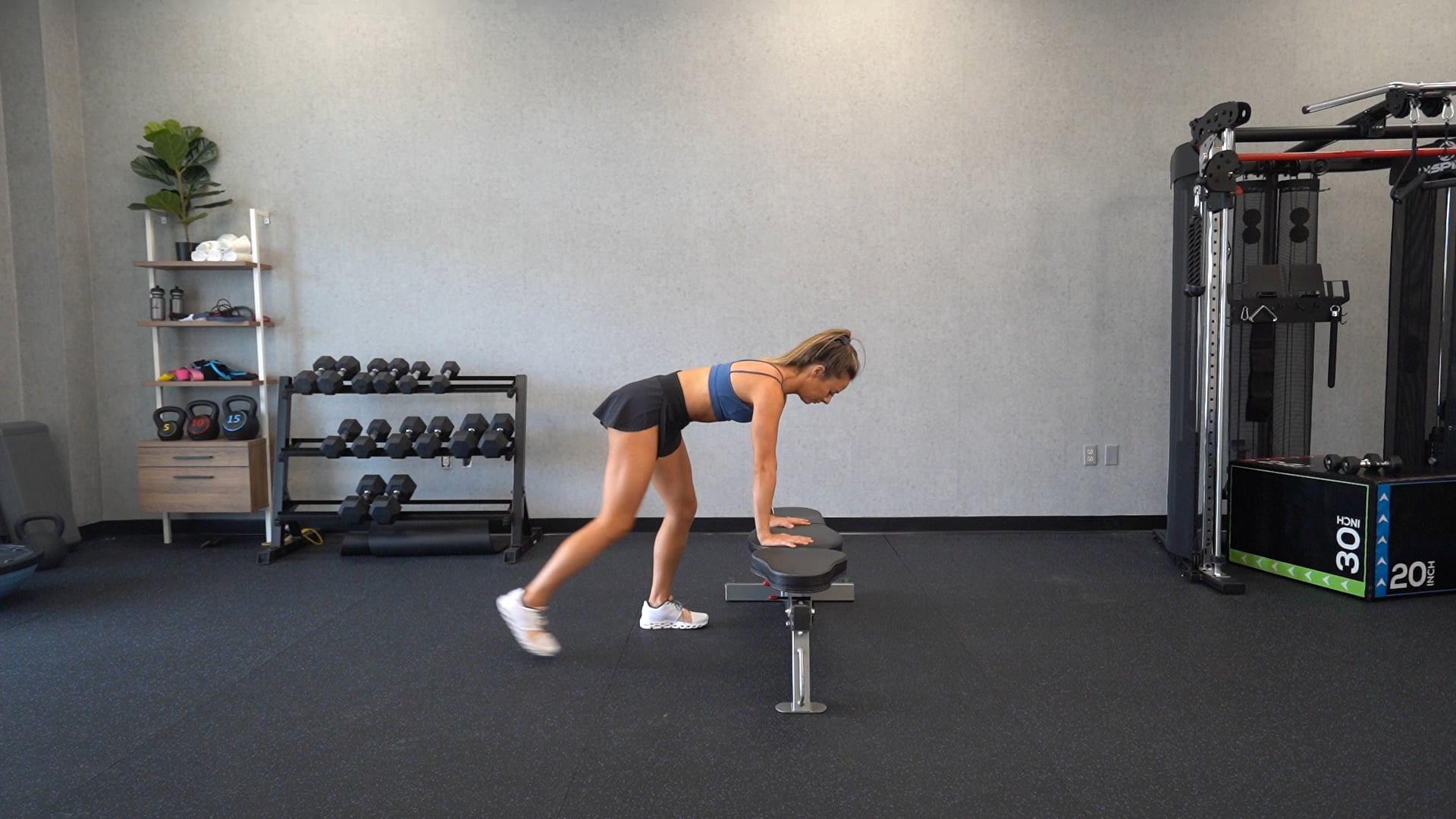 Incline Half Burpee to Static Squat.mp4 on Vimeo