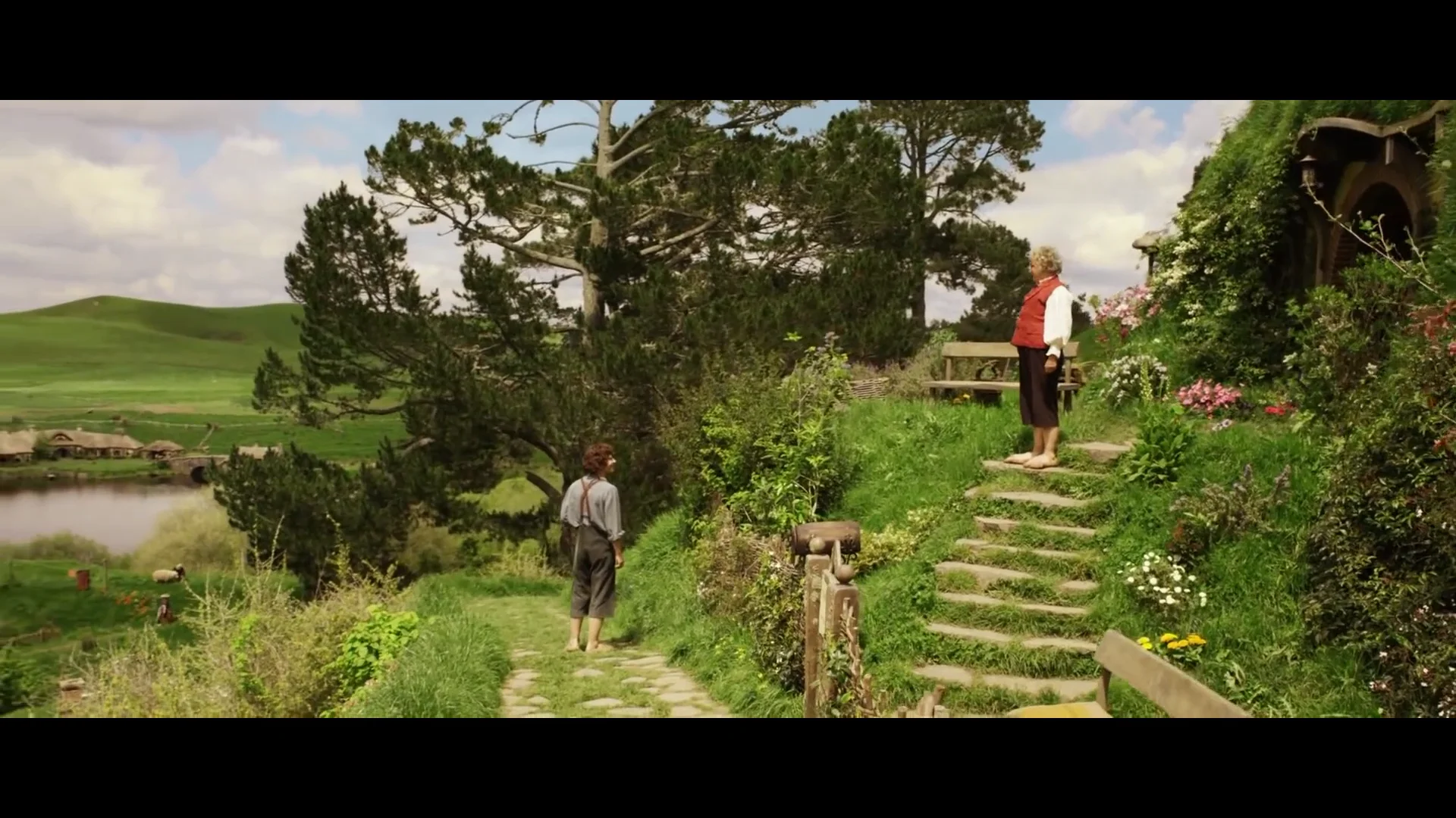 The Hobbit Official Trailer #1 - Lord of the Rings Movie (2012) HD