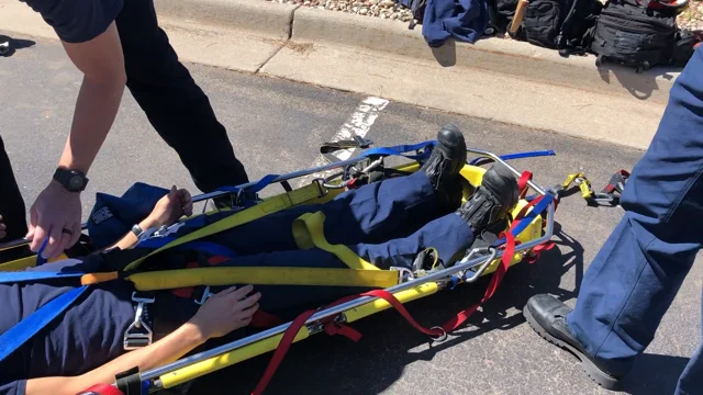 Stokes Basket Lashing