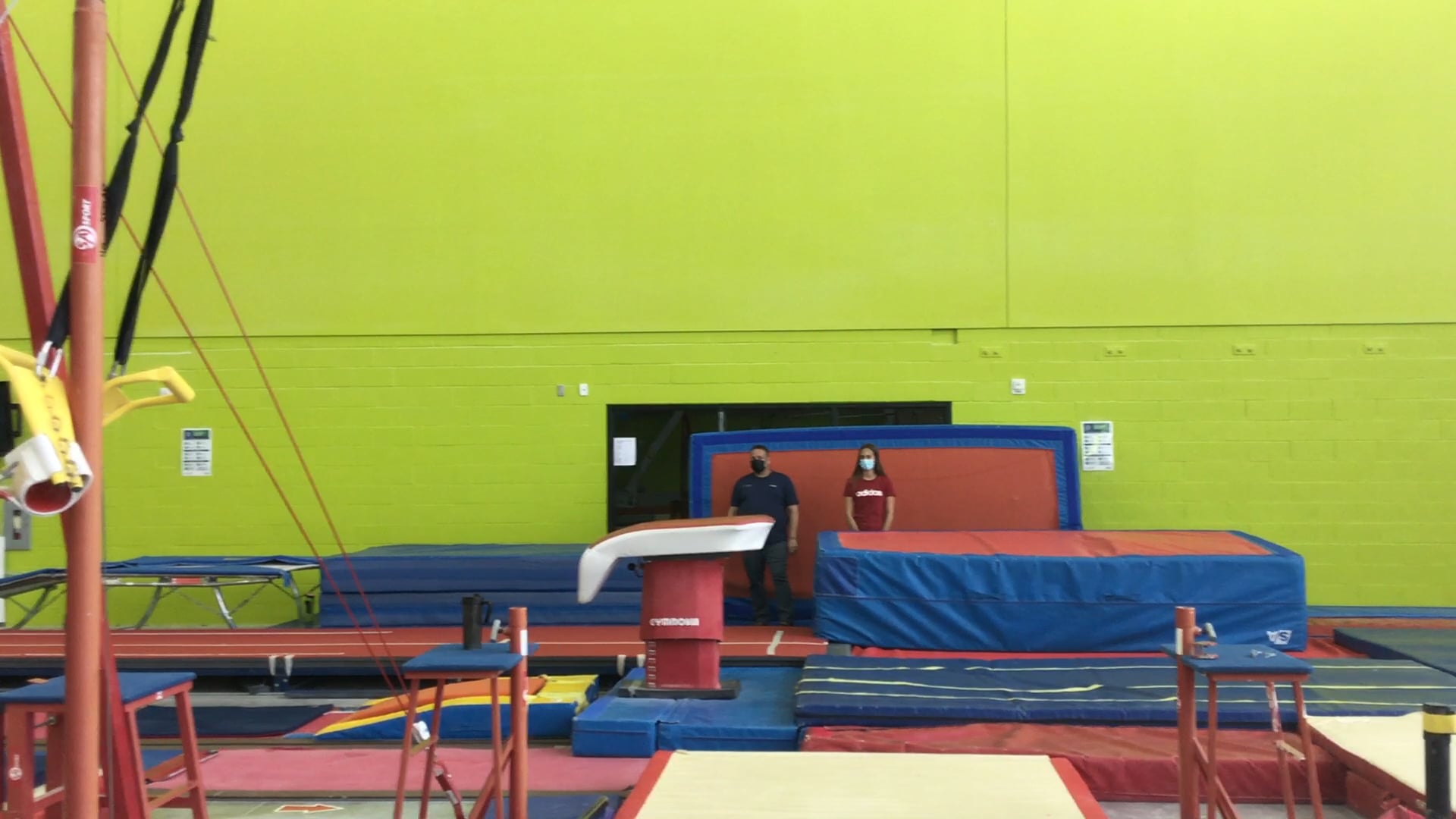 JUNIOR_VAULT2_SHAVER_TEGAN_DAY2CC on Vimeo