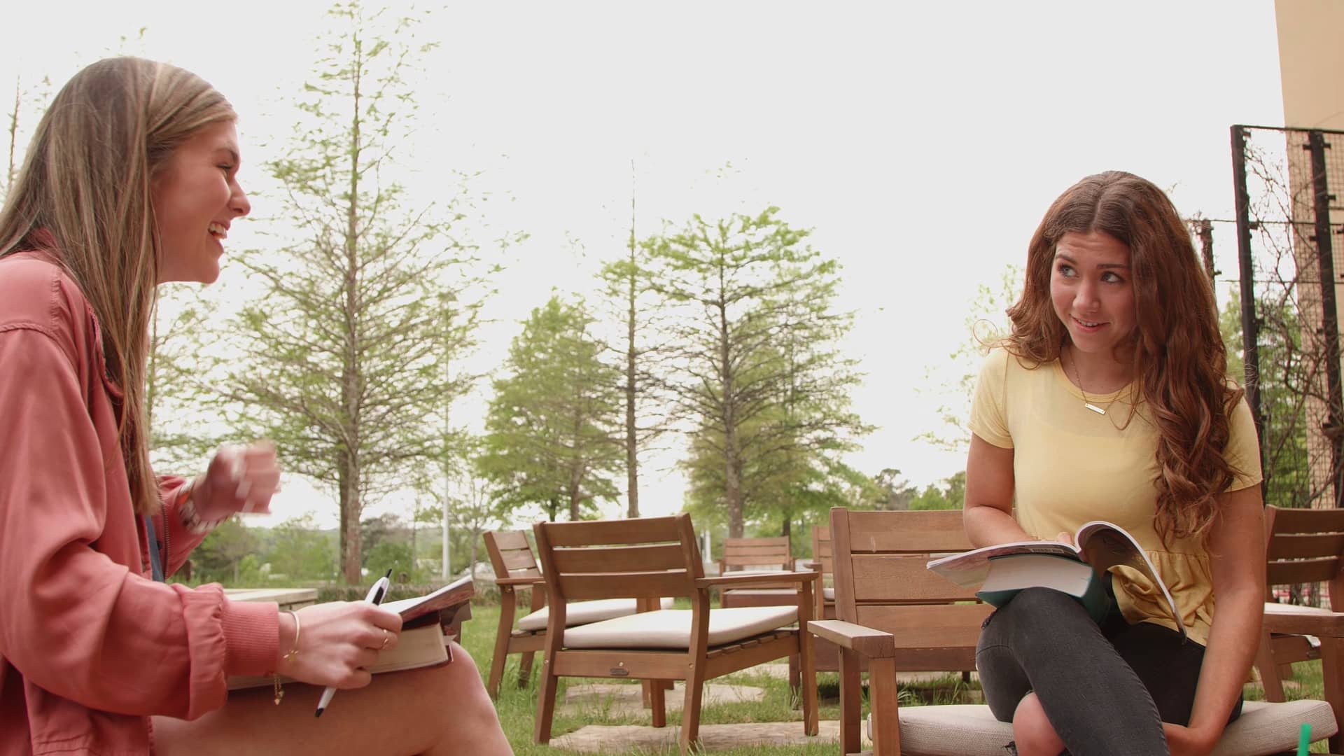 Elizabeth & Abby on Vimeo