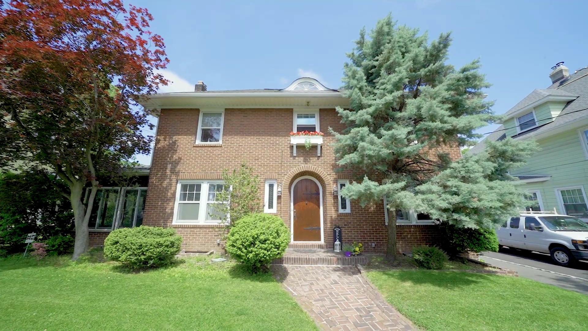 14 Myrtle St, Rutherford, NJ