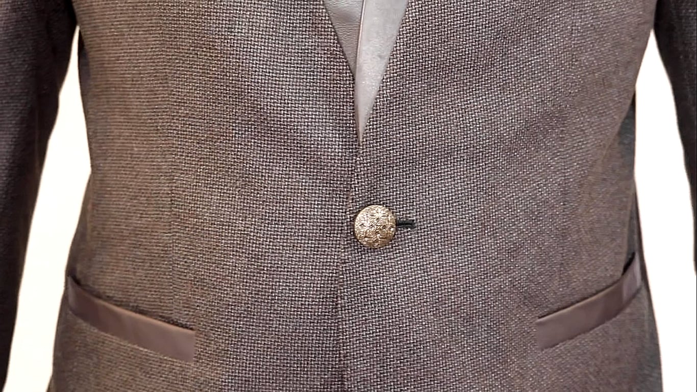 The Inverted leather collar jacket King Sidney on Vimeo