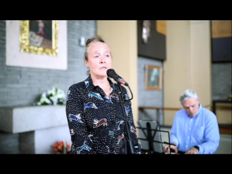 Julie Fitzsimons Lawlor Church Singer on Vimeo