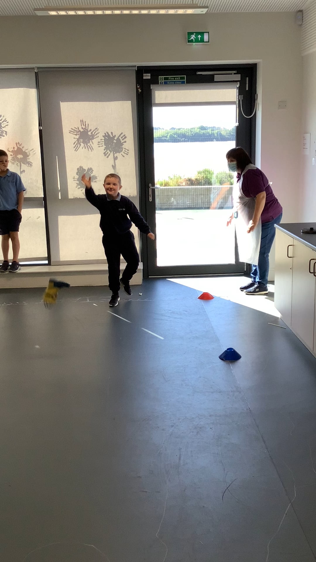 welly boot toss 4.MOV on Vimeo