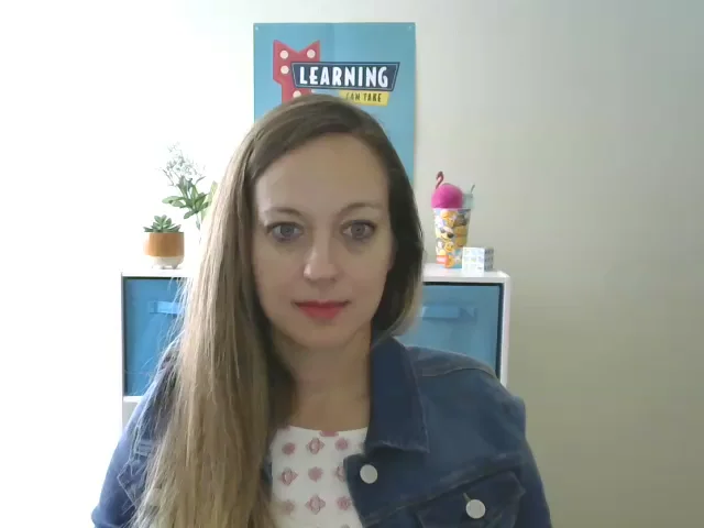Hannah Y. tutor video introduction on Preply on Vimeo