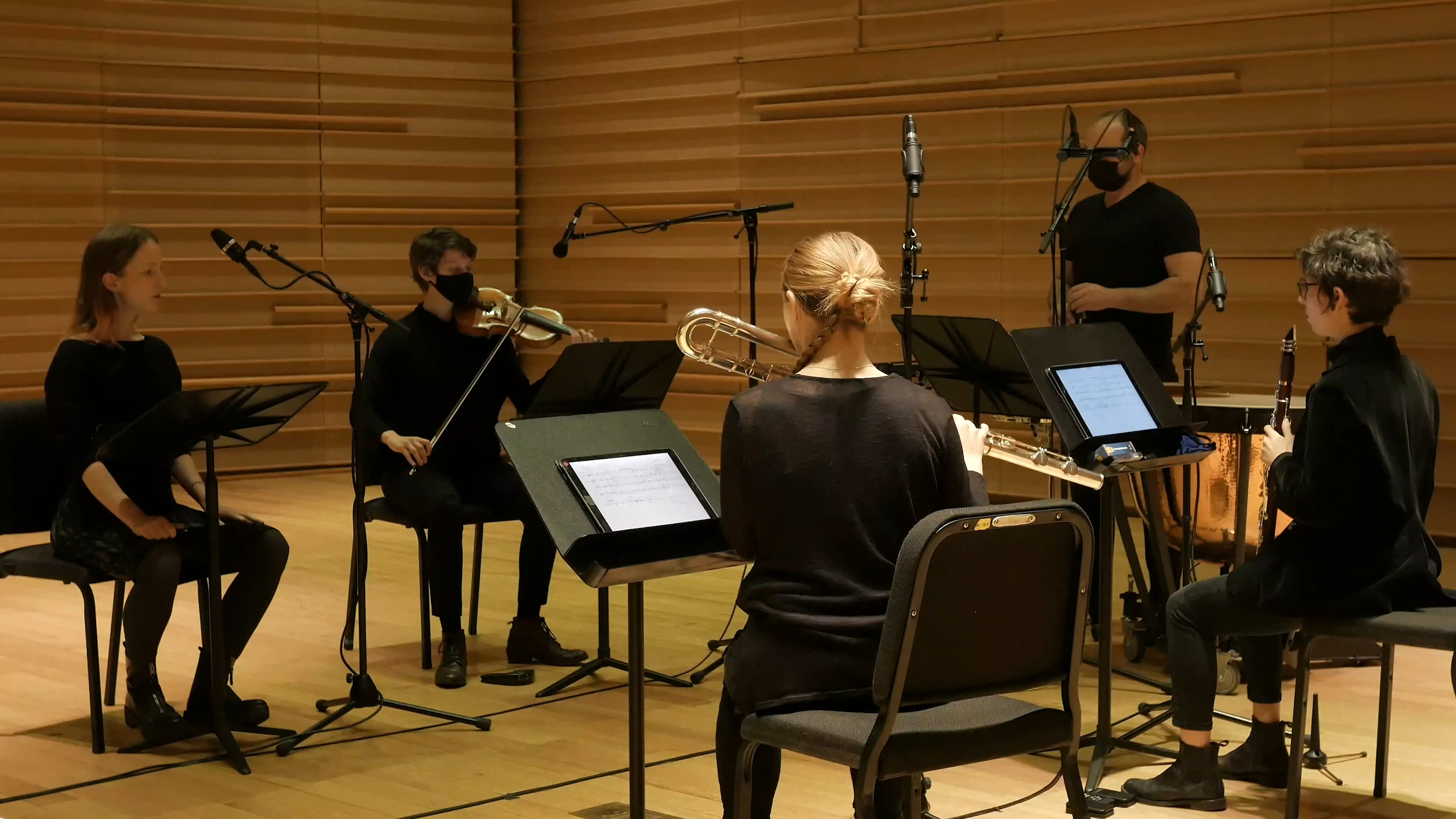 Zeynep Toraman - Veils / TAK Ensemble on Vimeo