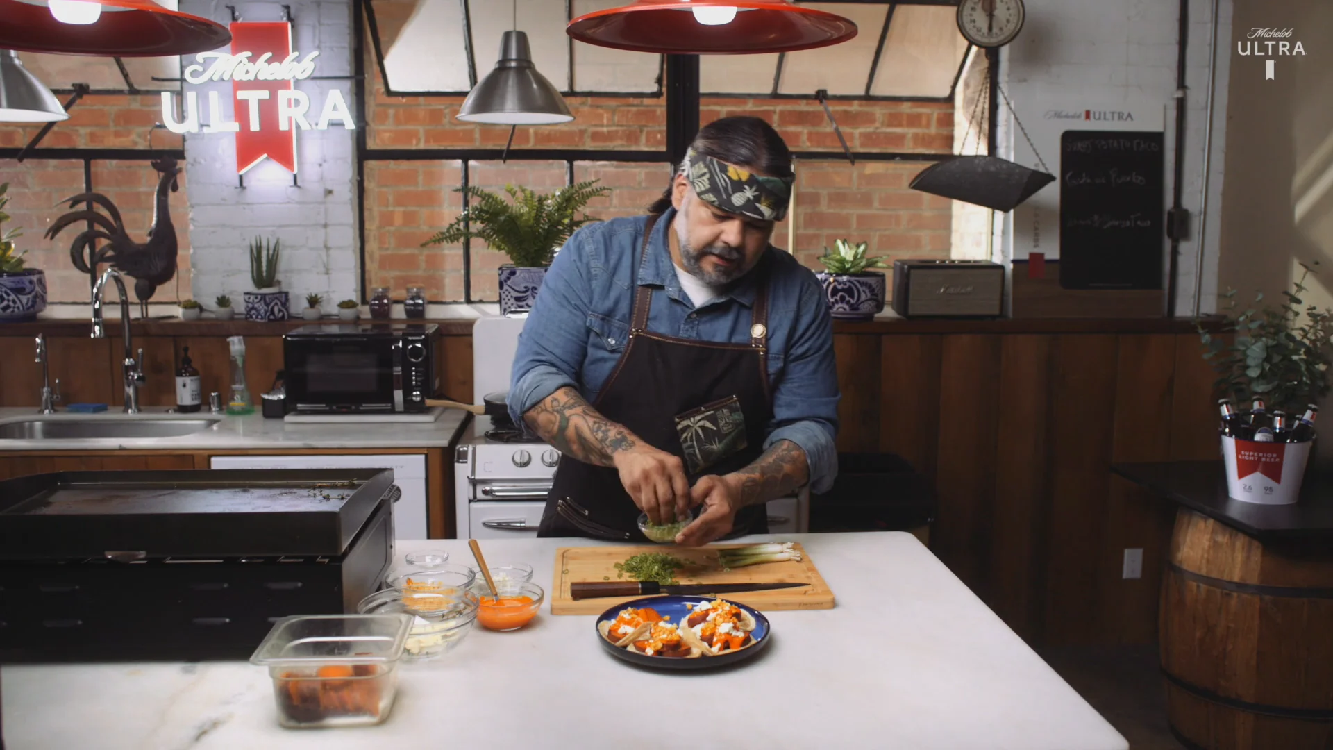 Directed by Blake Vaz - Michelob Ultra Orgulloso Sessions - Wes Avila ...