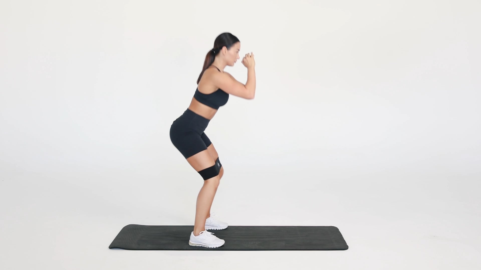 Banded Squat Pulses on Vimeo