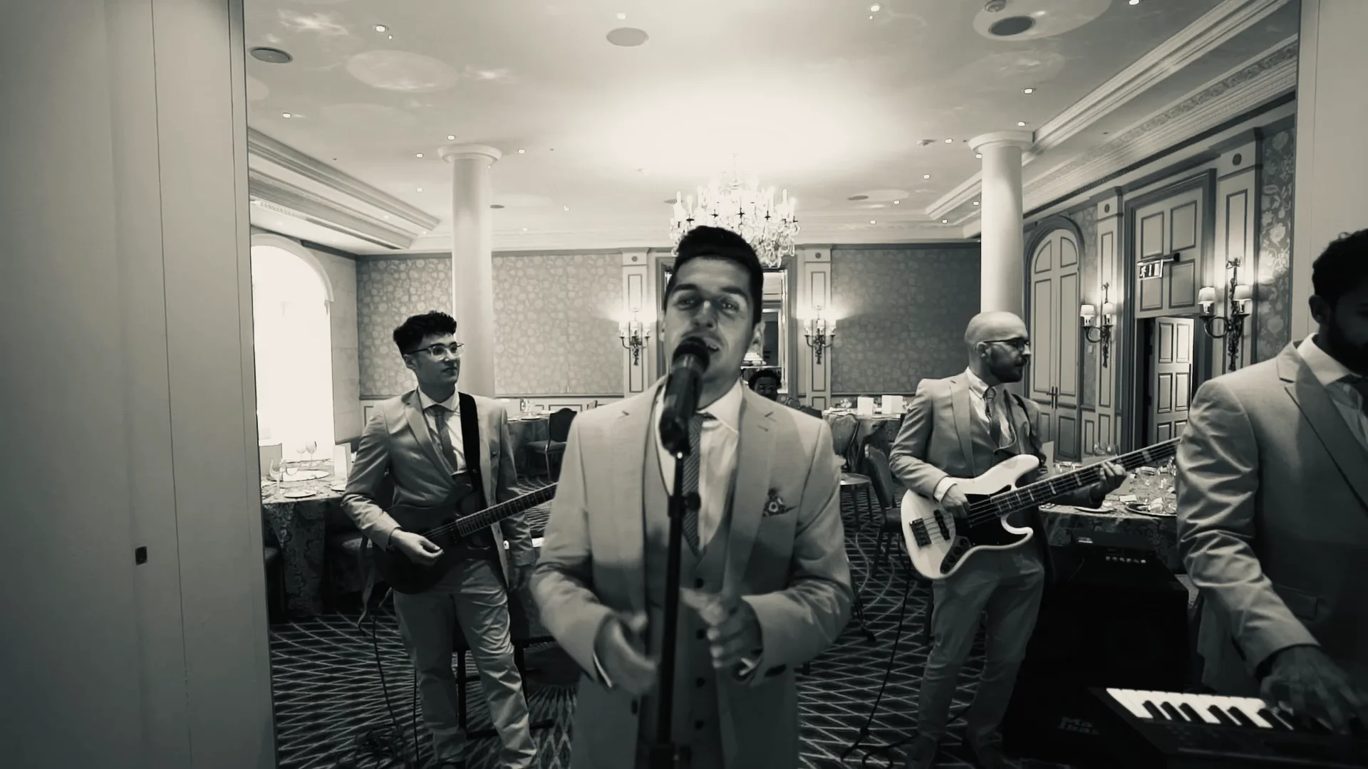 Courtier Music - leave the door open Savoy London on Vimeo