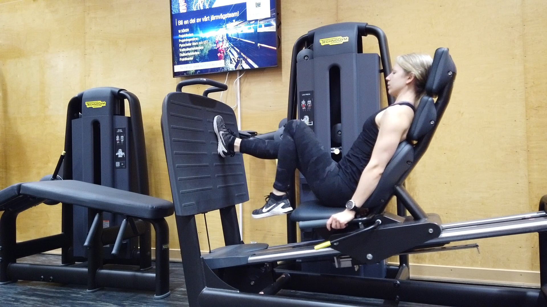 Single-Leg Leg Press on Vimeo