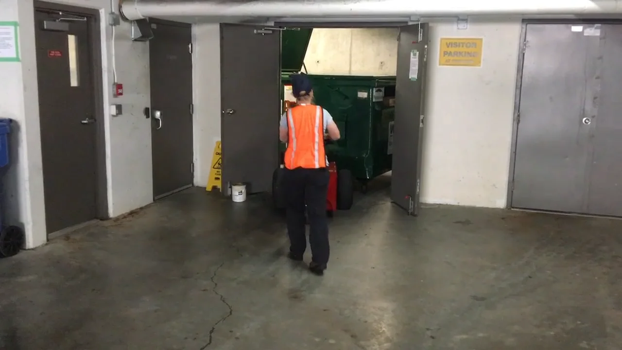 V-Move XL+ garbage bin mover or dumpster tug