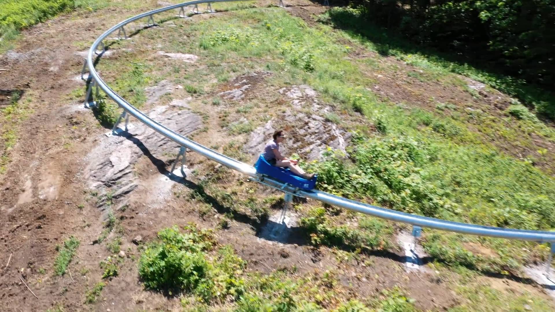 L'inauguration de la Luge en montagne de Camp Fortune. Inauguration of ...