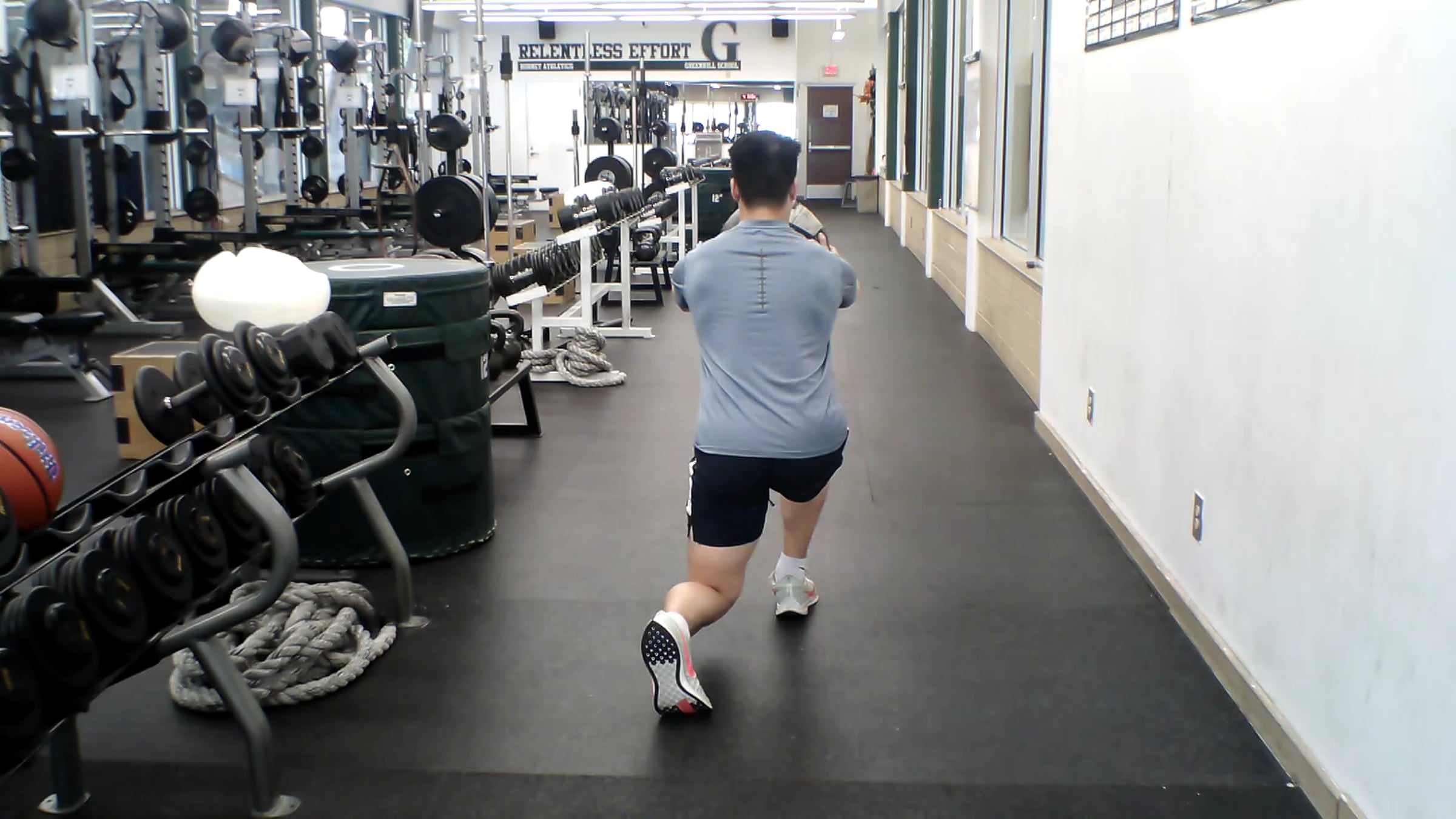 Reverse MB Lunge Stop with Press-Out