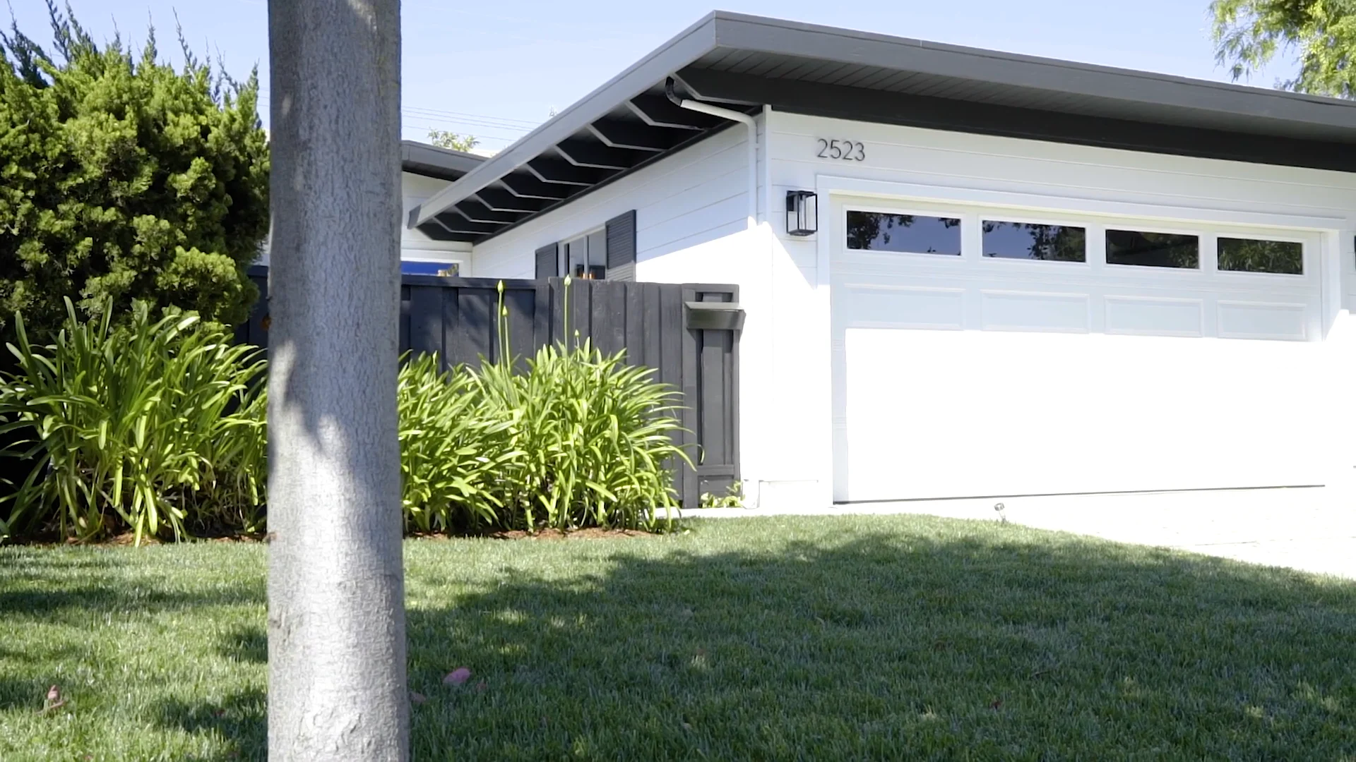 2523-Betlo-Avenue-Mountain-View-MG-V2-UBD on Vimeo