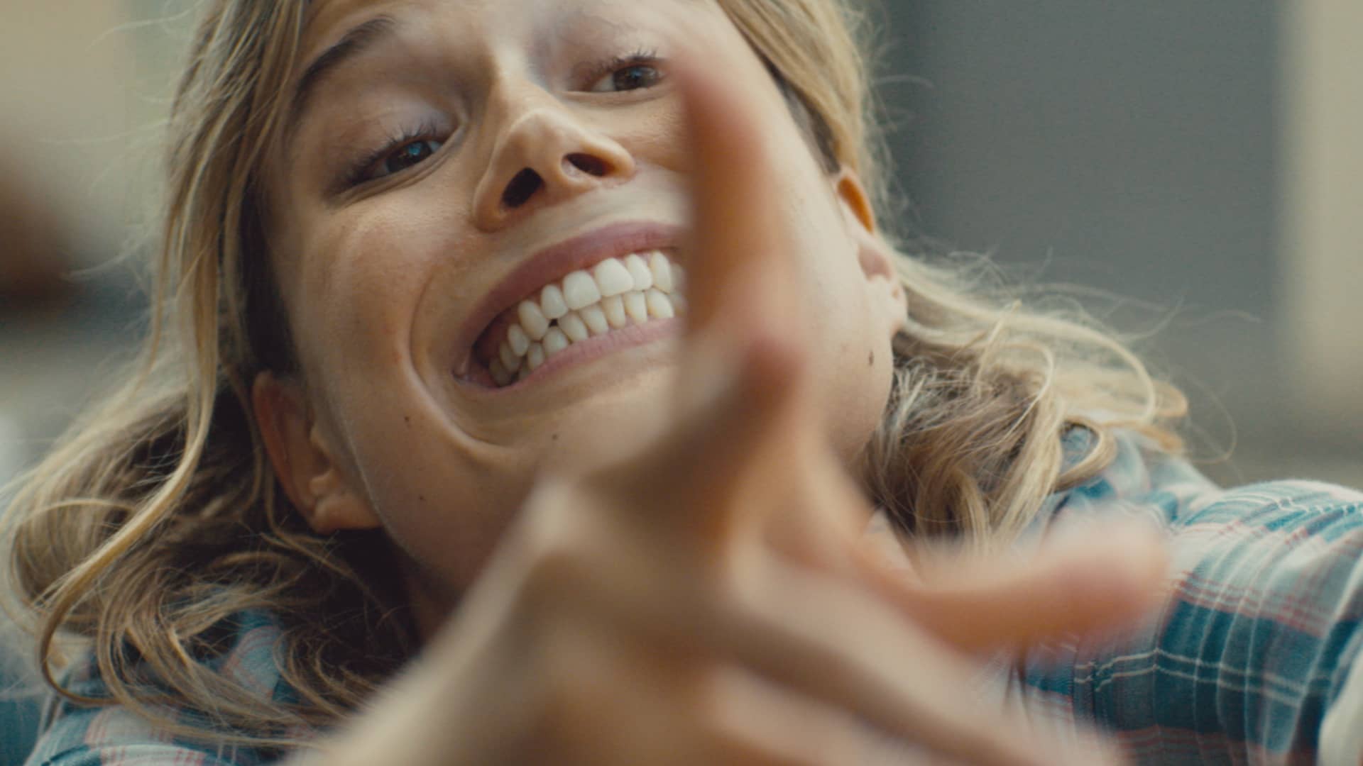 Apple 'Fumble' - Director: Kim Gehrig on Vimeo