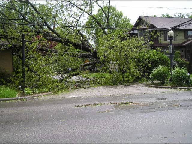 Inland Hurricane - Carbondale Storm May 8th 2009 on Vimeo