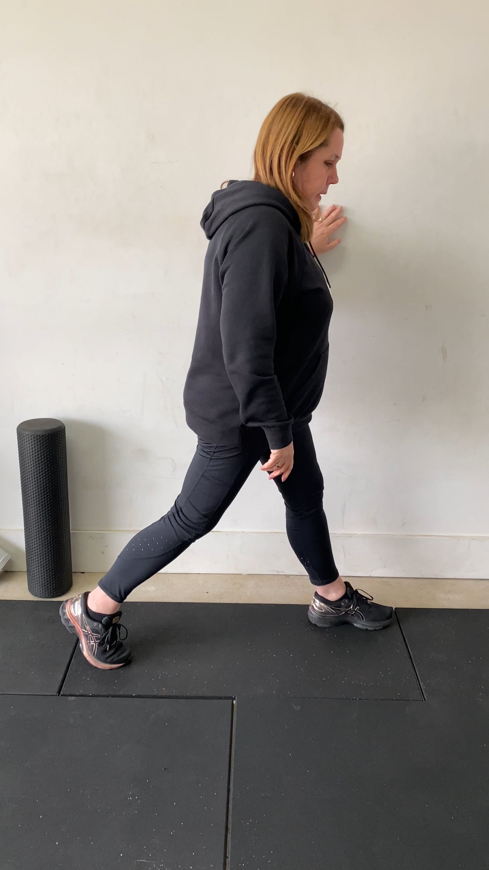 STATIC LUNGE HOLD on Vimeo