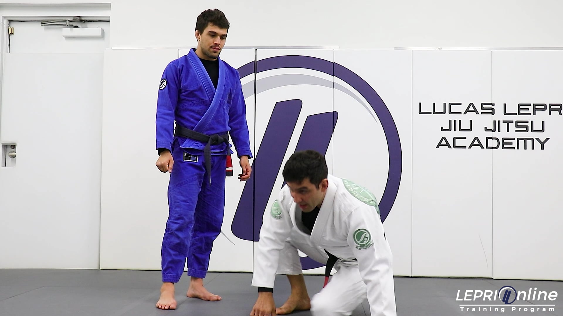 Lepri BJJ Online Training: Maintaining Spider Guard to Sweep When Opponent