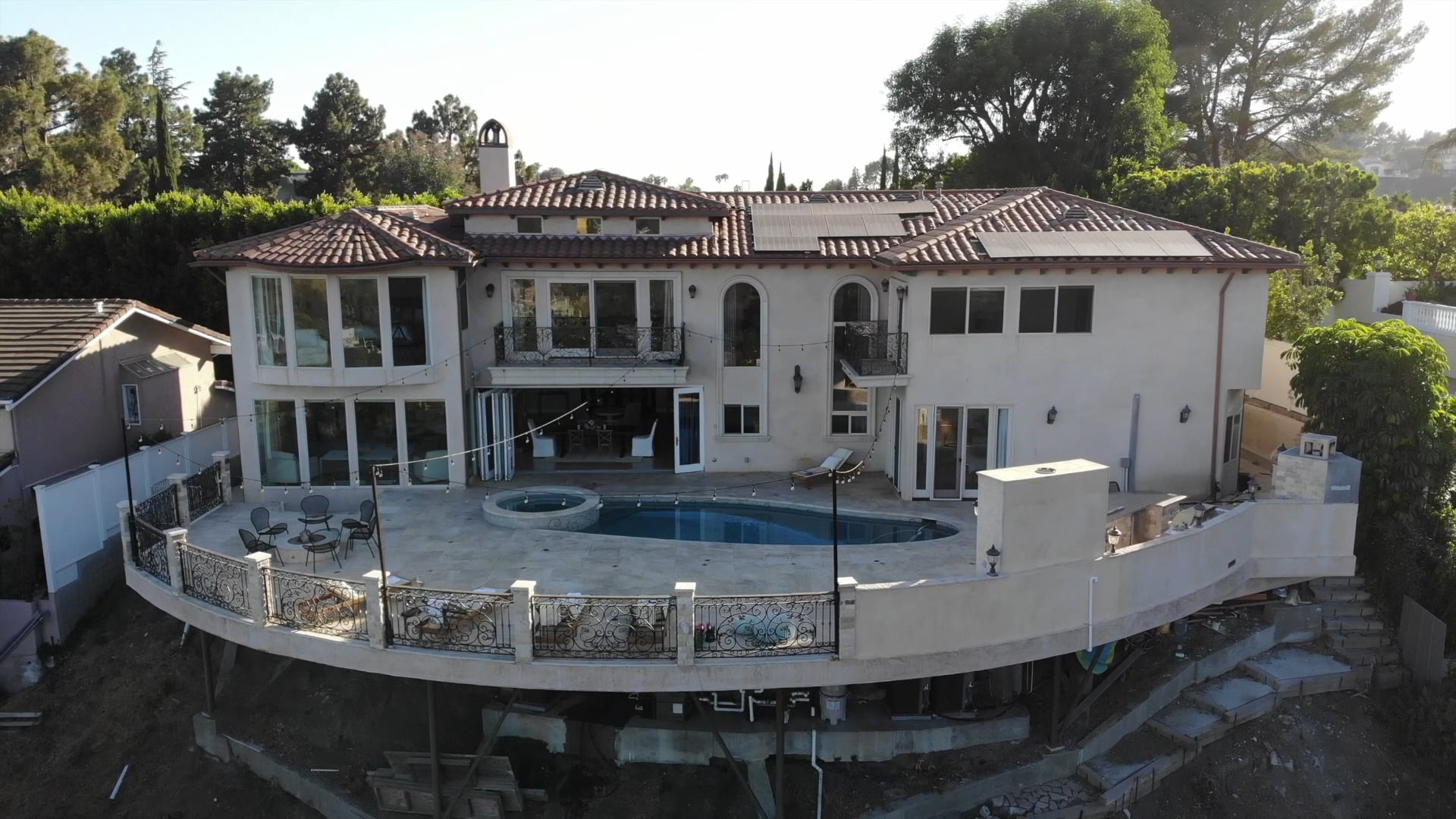 1236 Stradella Rd Los Angeles.mp4 on Vimeo