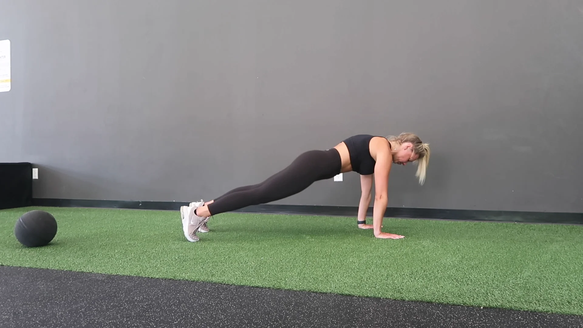 Plank Walkouts on Vimeo