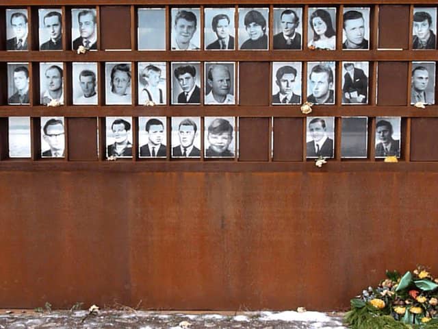 Maueropfer / Wall Victims - In A Berlin Minute (Week 37) on Vimeo