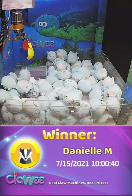 I played Clawee and won a real prize! Check it out! --->