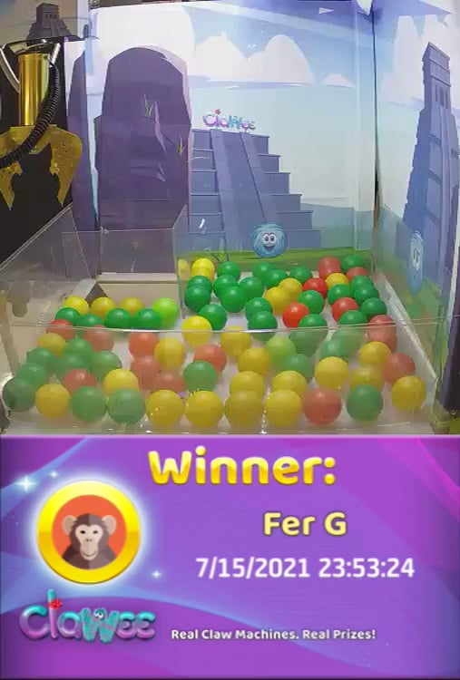 I played Clawee and won a real prize! Check it out! --->