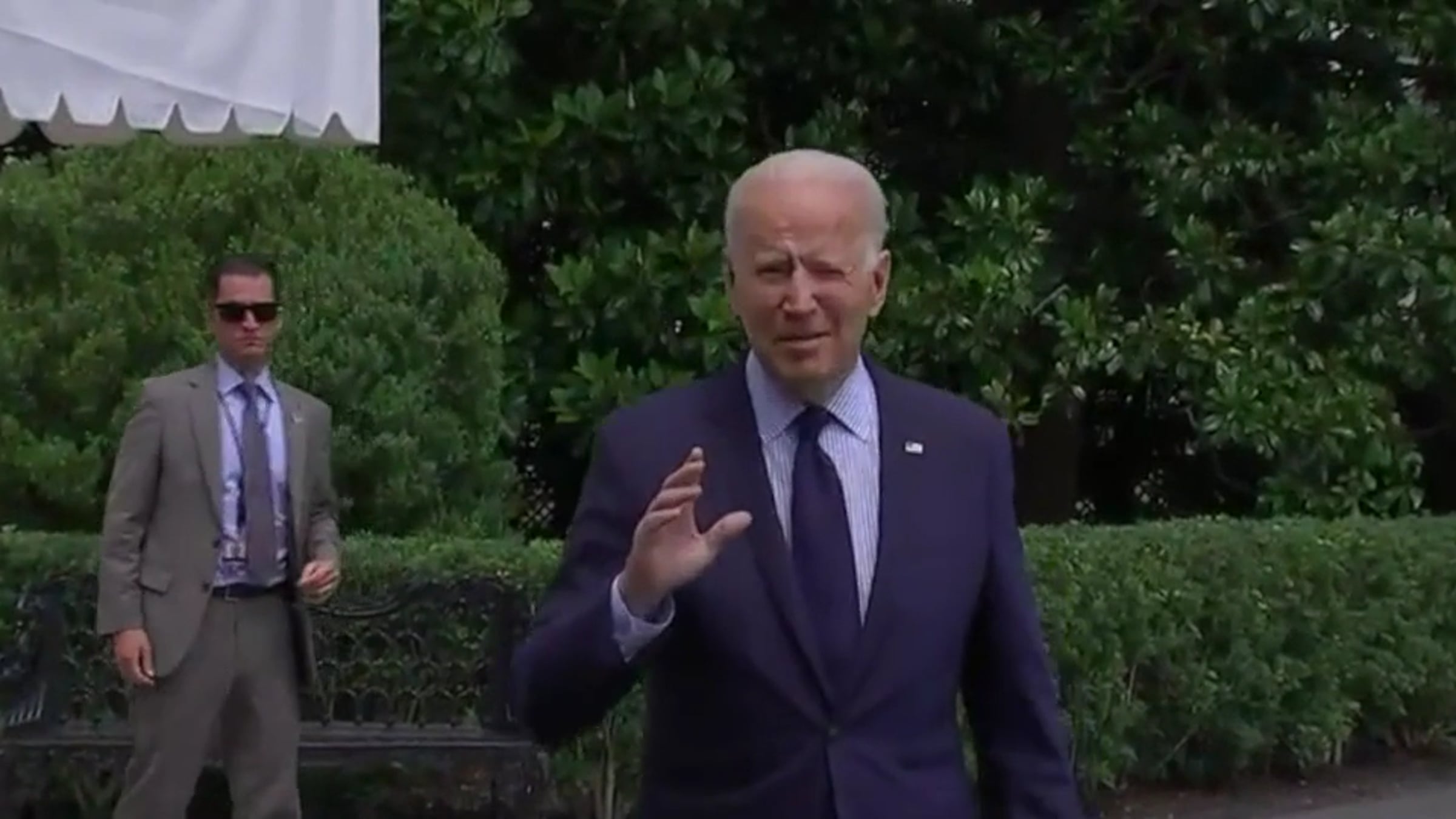 Press Gaggle: Joe Biden Speaks to the Press Before Marine One Departure ...