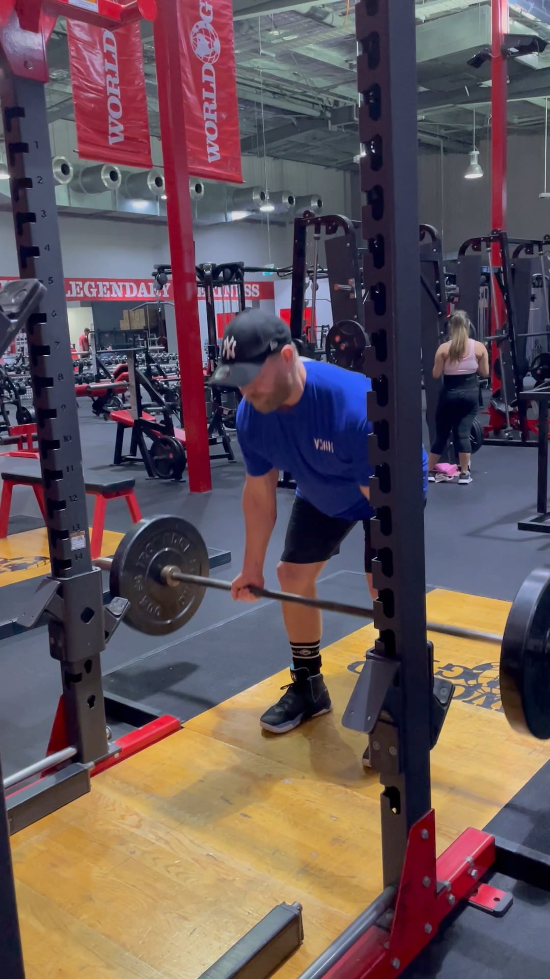 Underhand barbell row on Vimeo