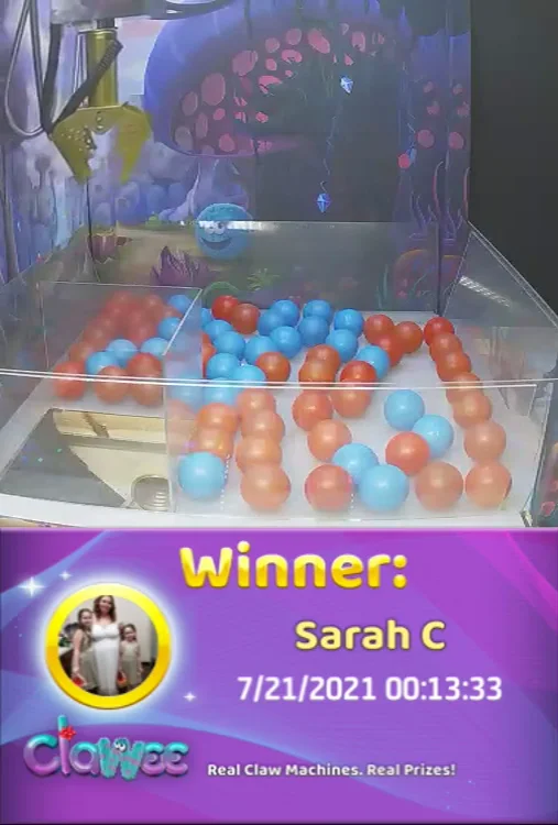 I played Clawee and won a real prize! Check it out! --->