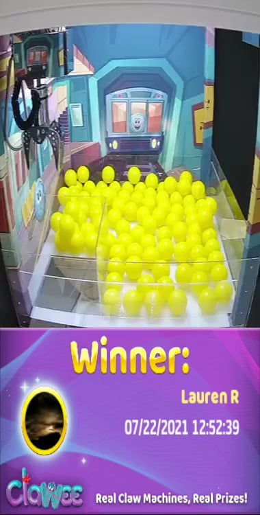 I played Clawee and won a real prize! Check it out! --->