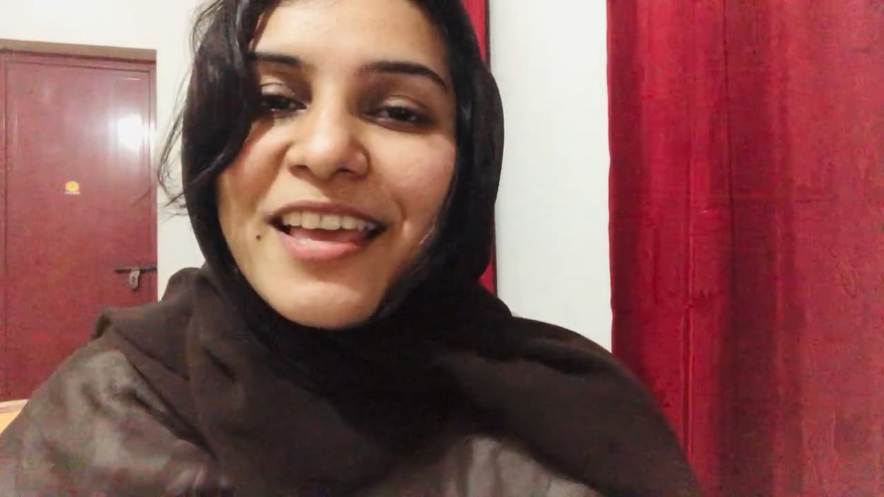 Bushra J. tutor video introduction on Preply on Vimeo