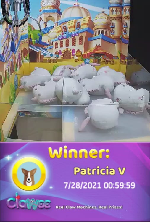 I played Clawee and won a real prize! Check it out! --->