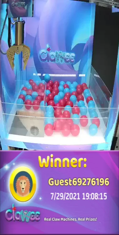 I played Clawee and won a real prize! Check it out! ---> on Vimeo