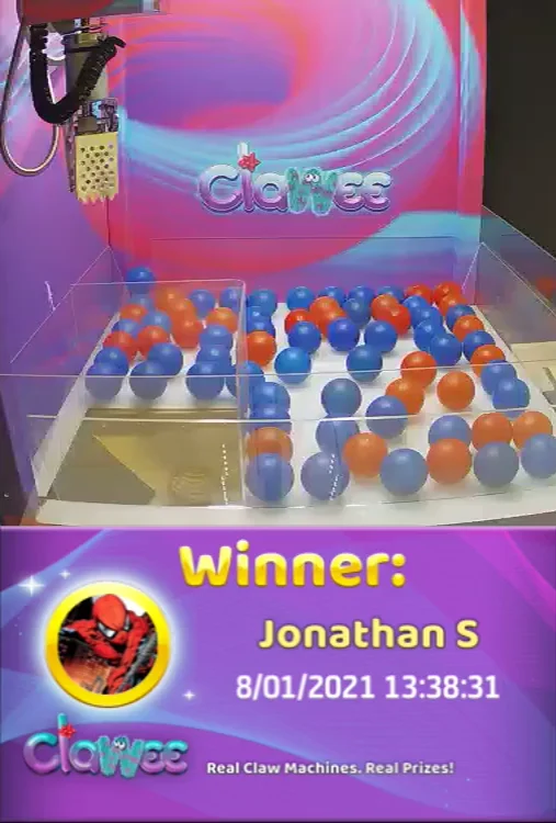 I played Clawee and won a real prize! Check it out! --->