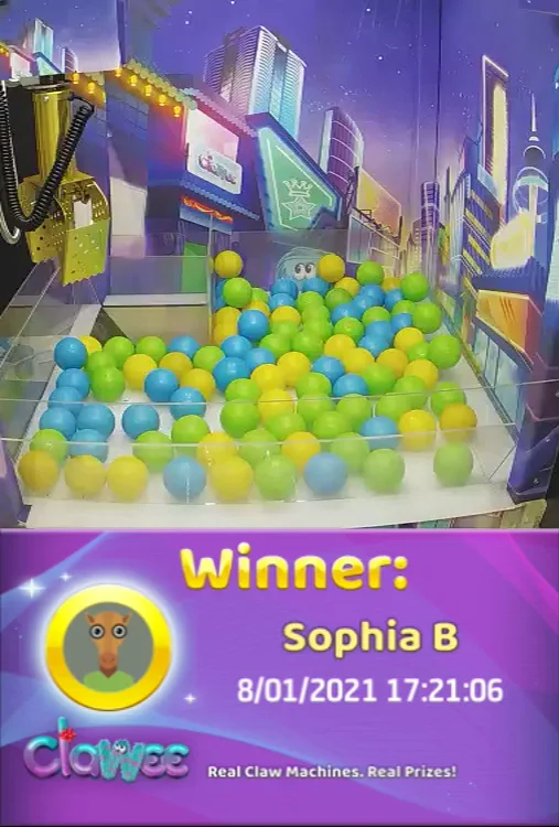 I played Clawee and won a real prize! Check it out! --->