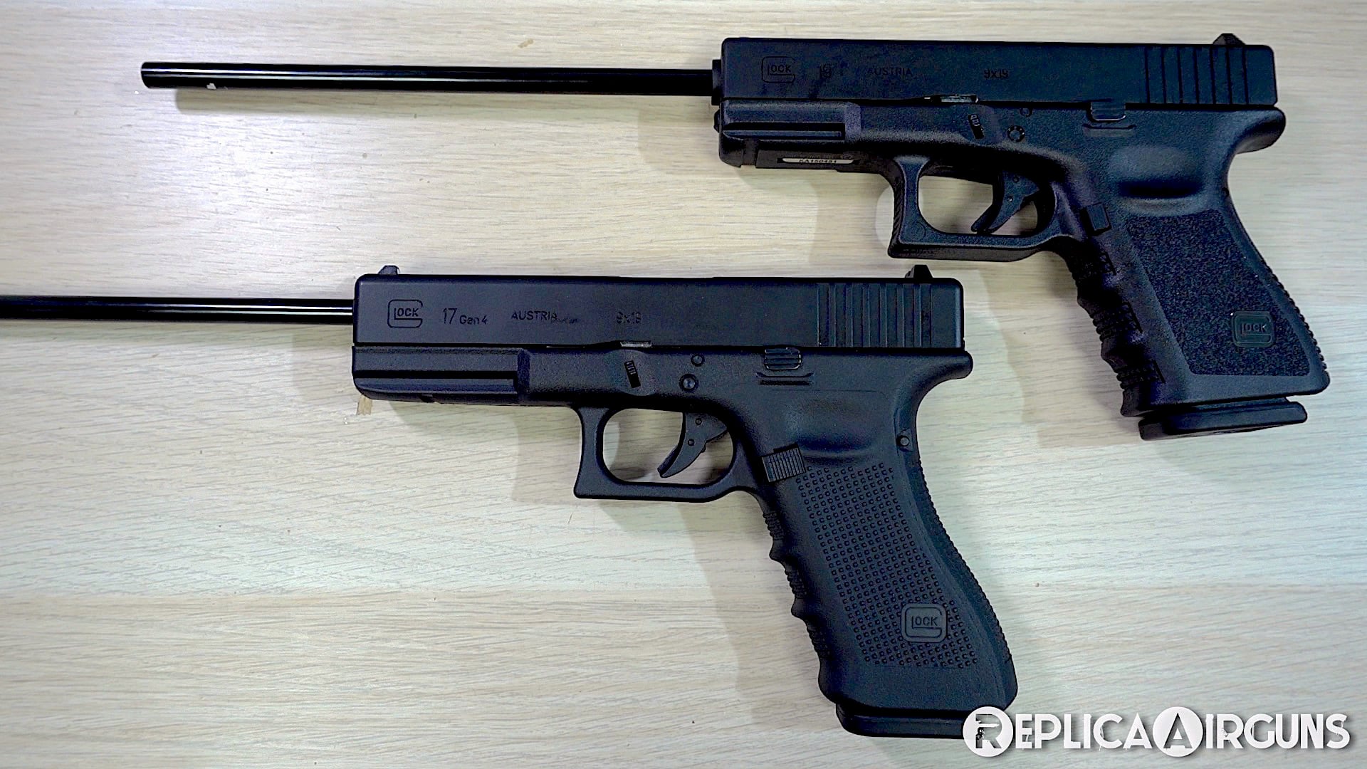 Umarex Glock 17 Gen 4 and Glock 19 Gen 3 GBB Airsoft Pistol Table Top ...