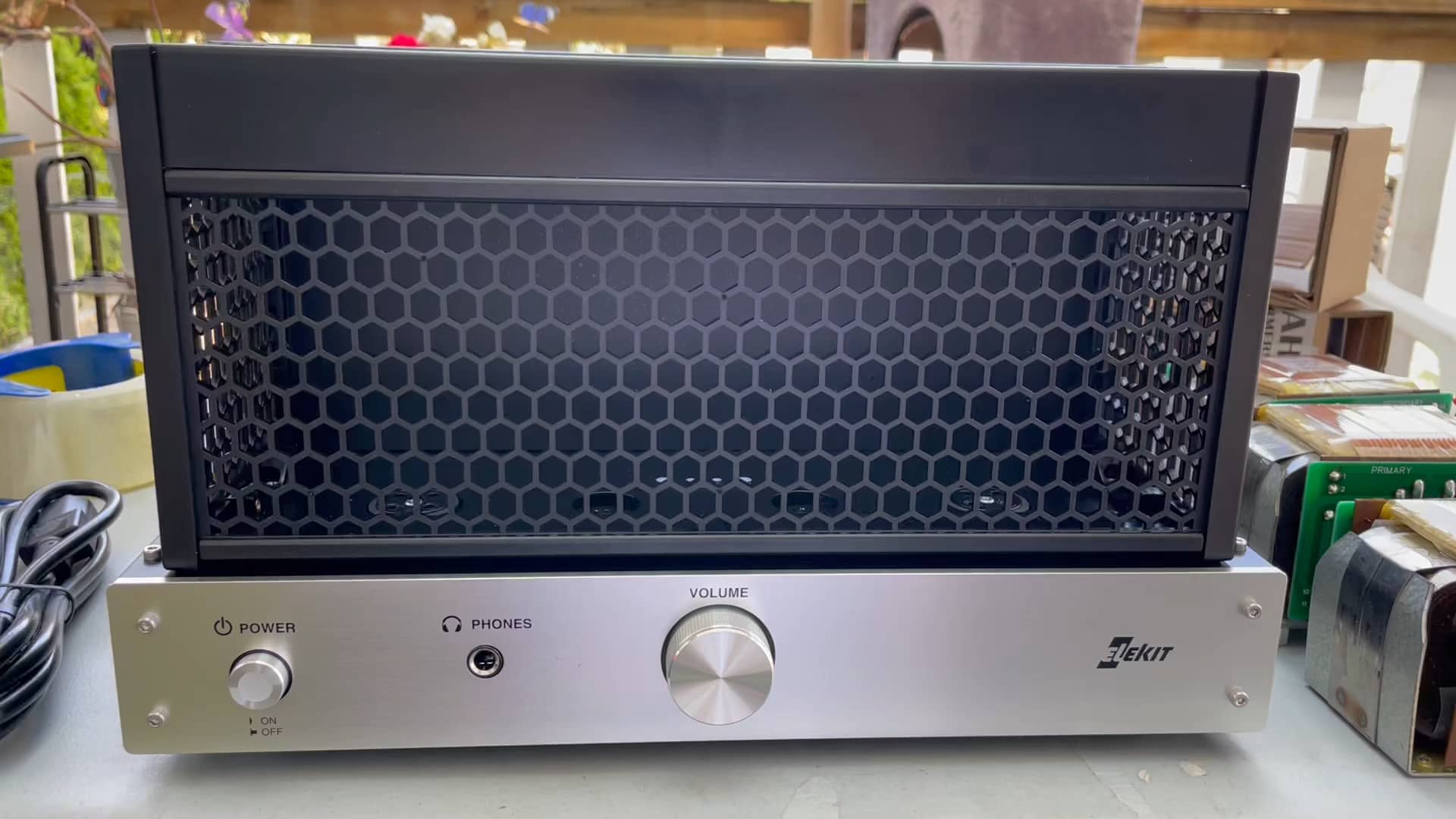 ELEKIT TU-8900 on Vimeo