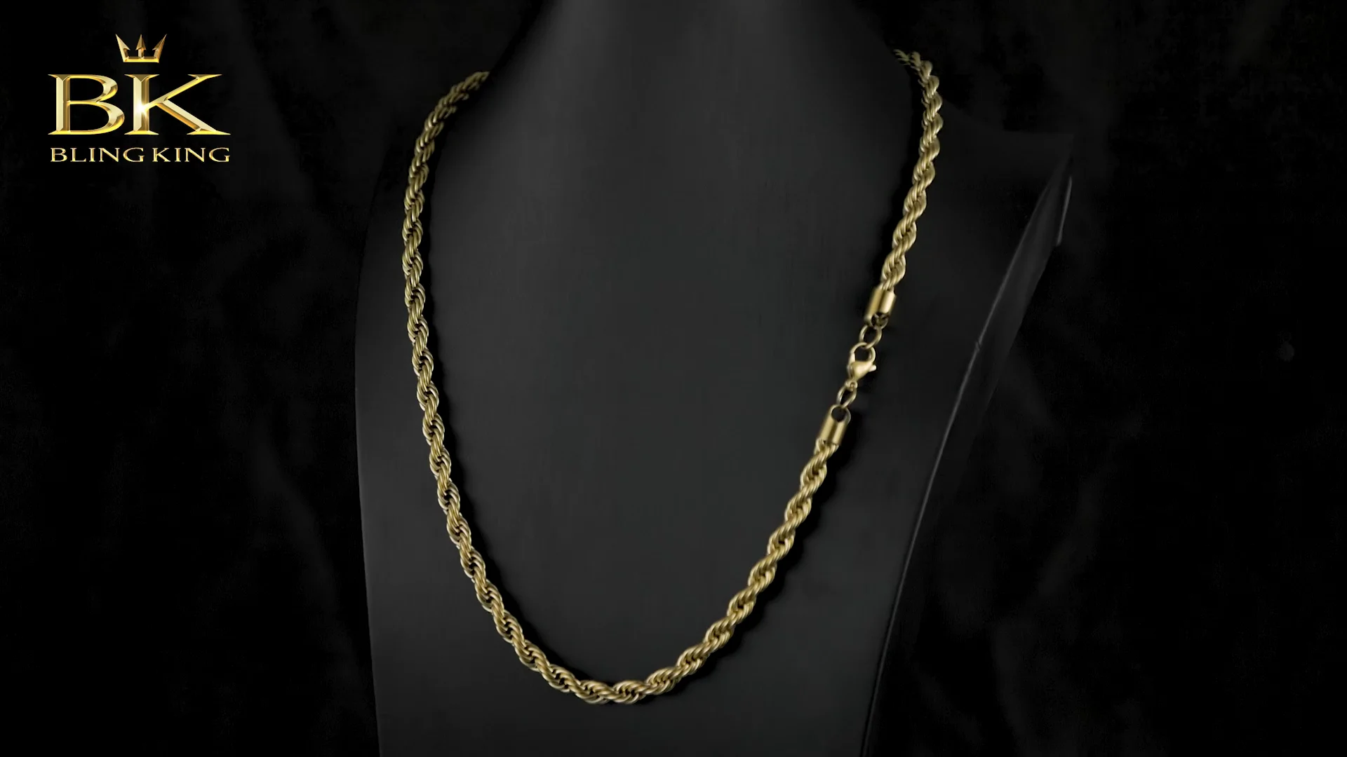 Heavy 8mm Gold Rope Chain Necklace on Vimeo