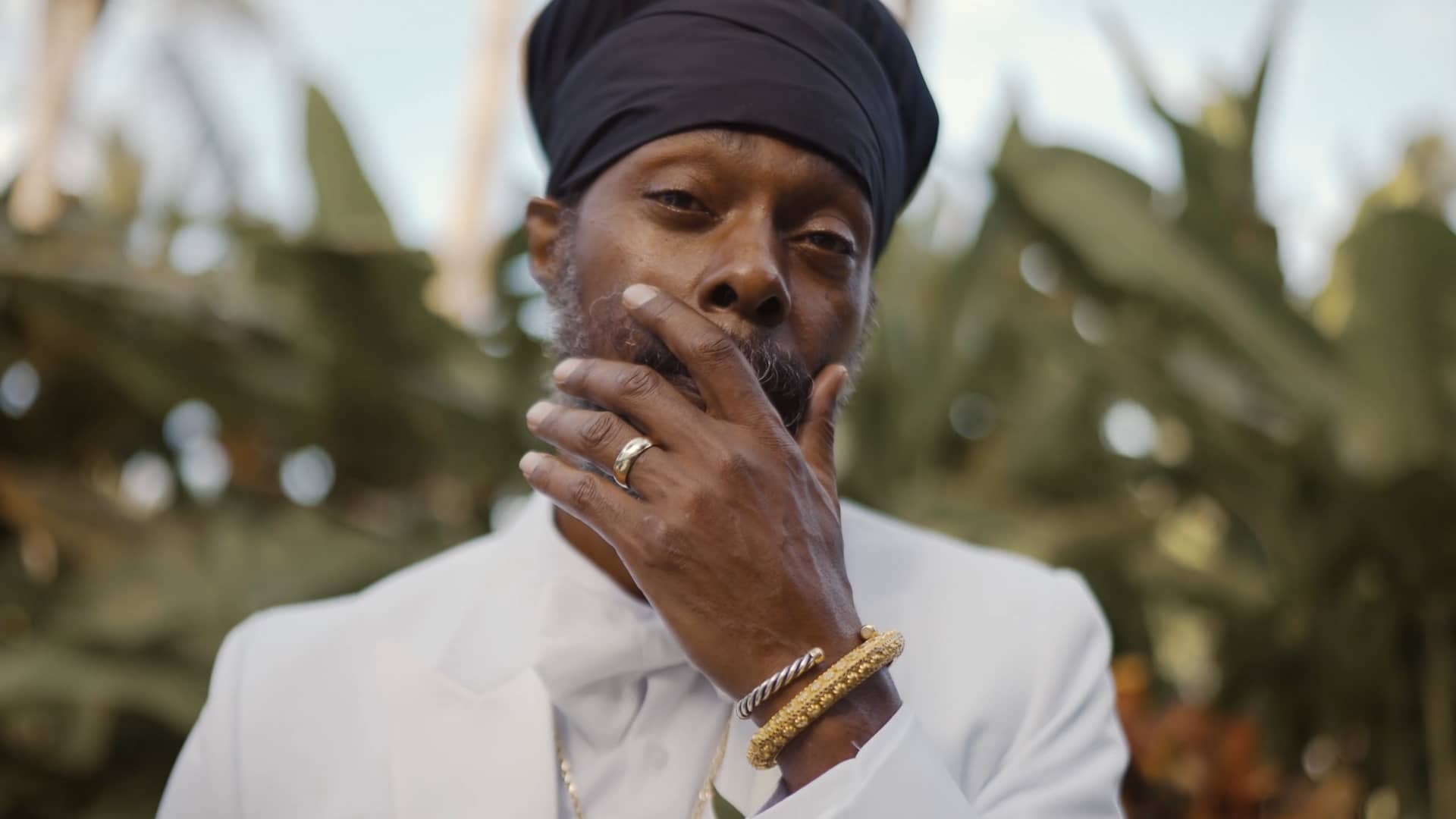 Groovey Lew & Alexa on Vimeo