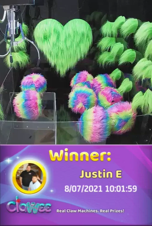 I played Clawee and won a real prize! Check it out! --->