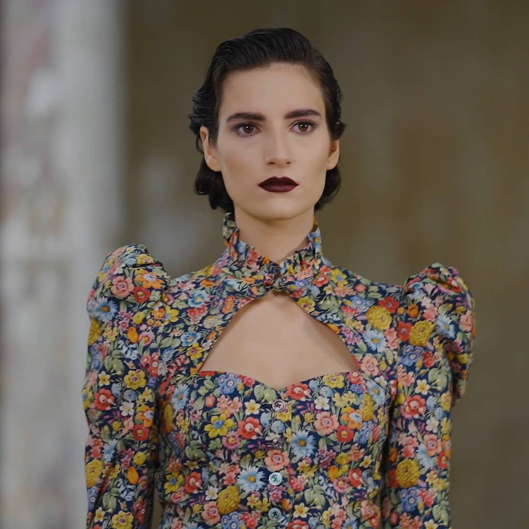 Lena Hoschek AW21/22 - Runway Look - Biedermeier Blouse, Boogie Jeans ...