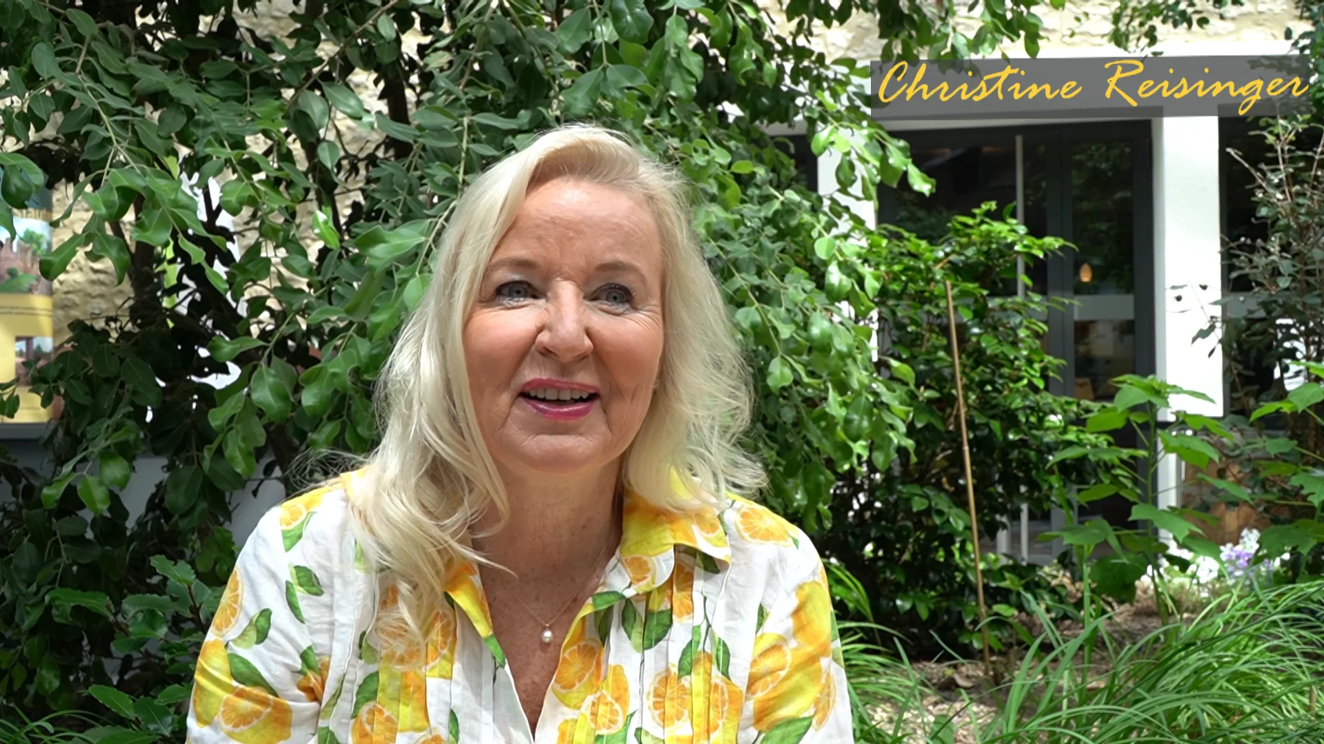 Christine Reisinger - Mein schönstes Kleid on Vimeo